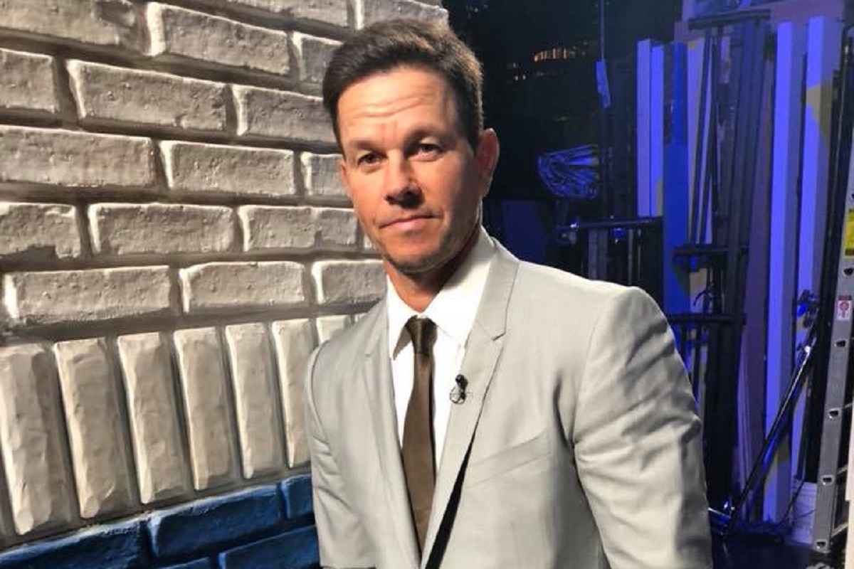 Mark Wahlberg doou 1,3 milhões de máscaras a escolas carenciadas - Men ...