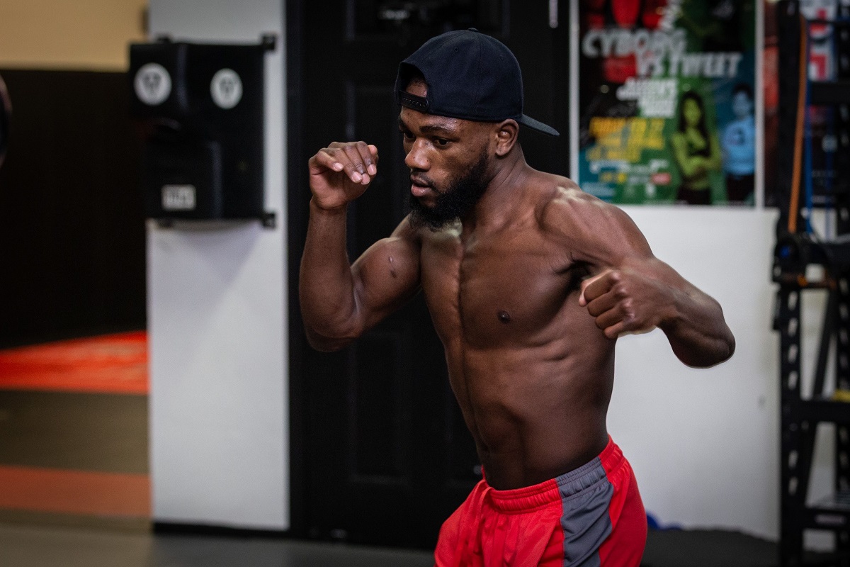 Manuel Kapé: Conheça melhor o campeão mundial de MMA - Men's Health
